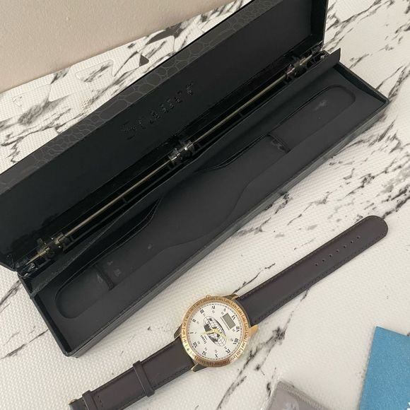 Stauer | Accessories | Stauer New York To Paris Mens Watch Atomic 5459 ...